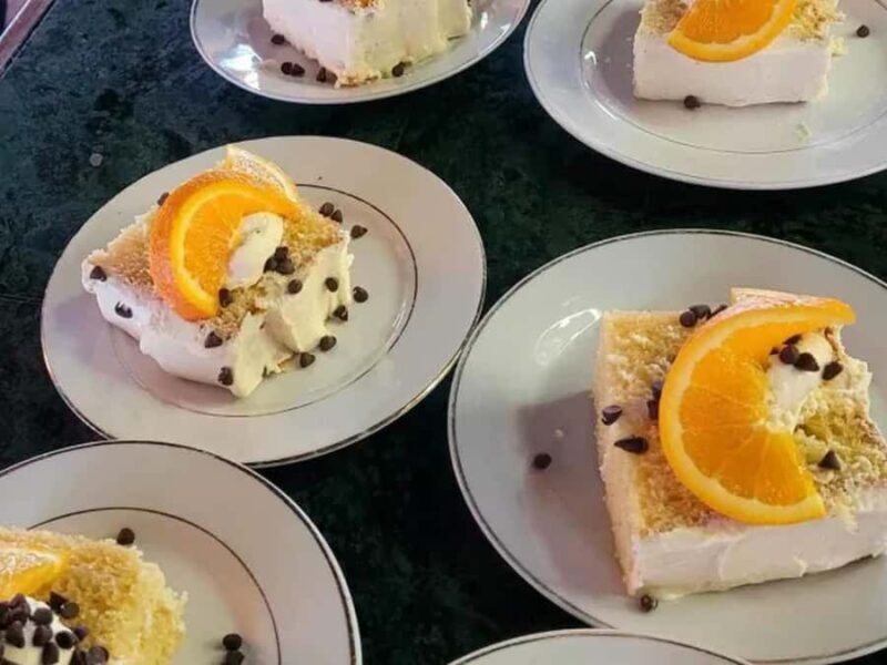 Lake Conroe: Sunset Dinner Cruise with Live Music - Who Should Consider This Cruise?