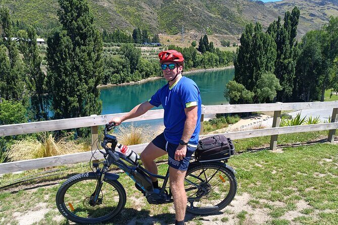 Lake Dunstan Cycleway Bike Rental And Return Shuttle - A Scenic Ride with a Touch of Engineering Marvel