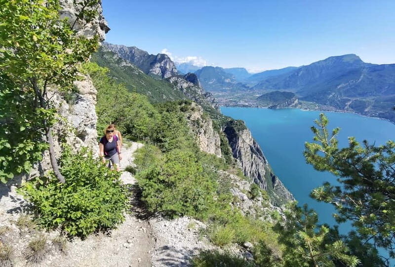 Lake Garda: Hiking Experience with a local Guide - Key Points