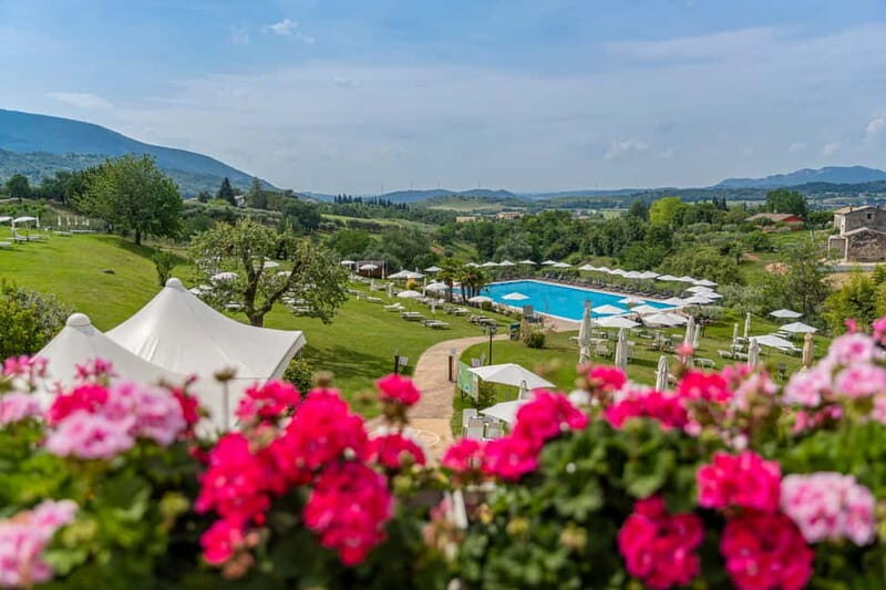 Lake Garda: Hotel Villa Cariola Pool Entry Ticket - Key Points