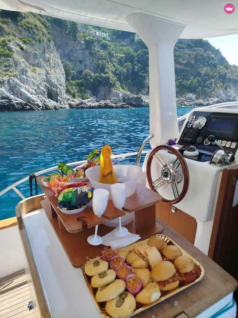 Lake Garda: Luxury Boat Tour - FAQ