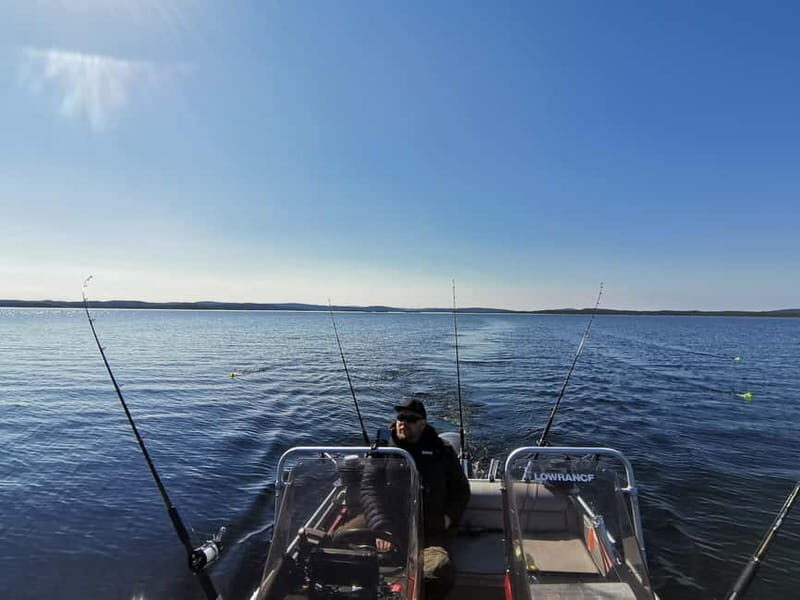 Lake Inari: Fishing and Boating Day Trip - Key Points