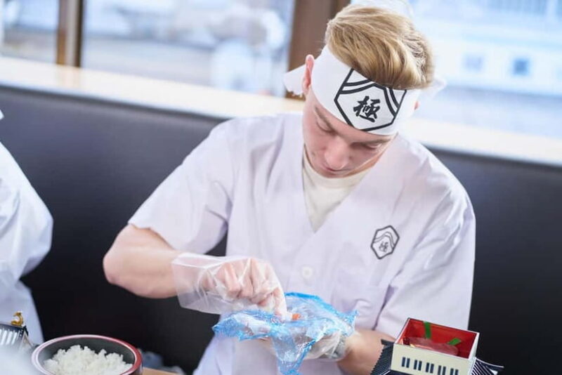 Lake Kawaguchiko: Sushi Making Experience - What to Expect on Your Sushi-Making Day