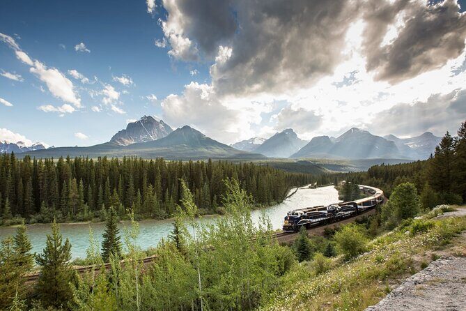 Lake Louise and Moraine Lake Full Day Tour - An Overview of the Tour