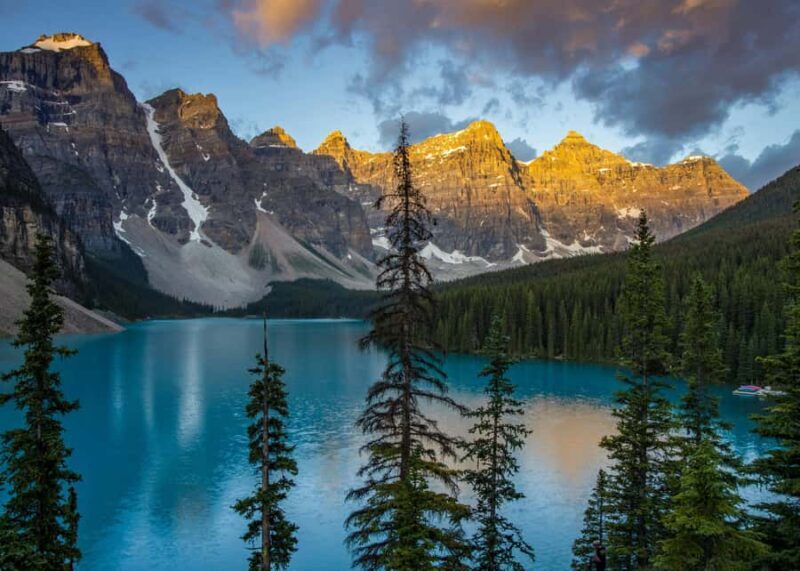 Lake Louise & Emerald/Moraine Lake Half Day Tour from Banff - FAQ