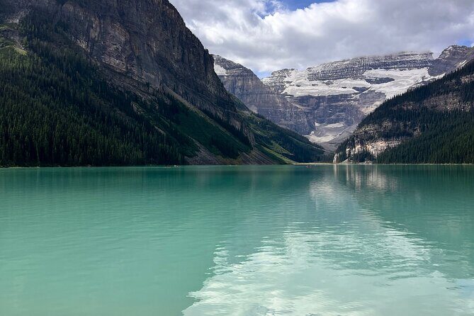 Lake Louise, Moraine Lake, Emerald Lake and Johnston Canyon Tour - An Overview of the Tour Experience