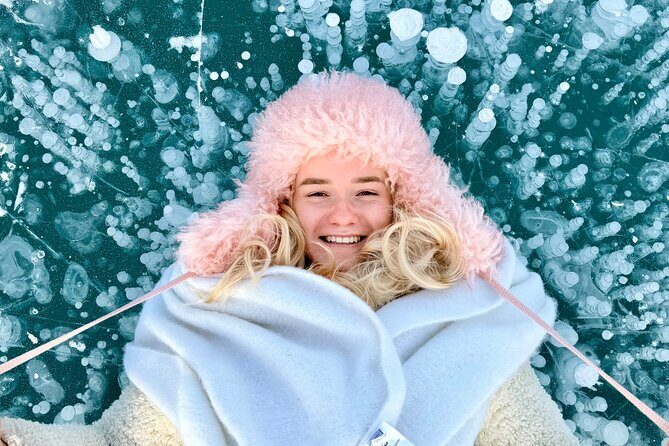 Lake Louise Peyto Bubble and Banff Town Full Day Tour - Key Points