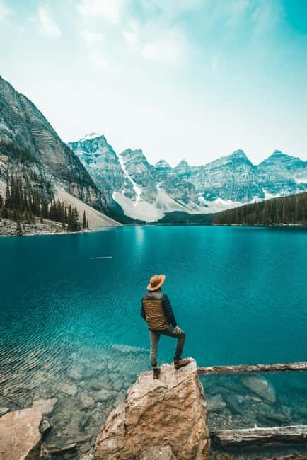 Lake Louise,Moraine,Emerald Lake,Johnston Canyon & BanffTour - Guides and Local Knowledge
