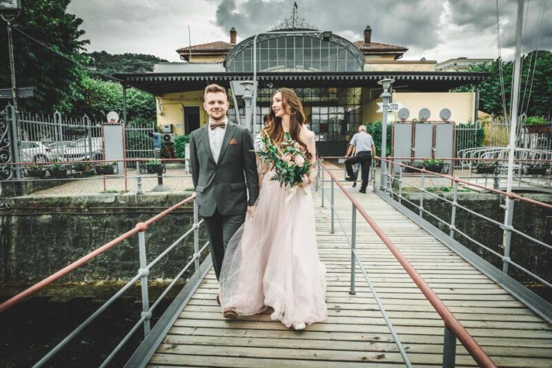 Lake Maggiore: Romantic couple photoshooting on the islands. - Borromean Islands: 1 Hour Photo Stop