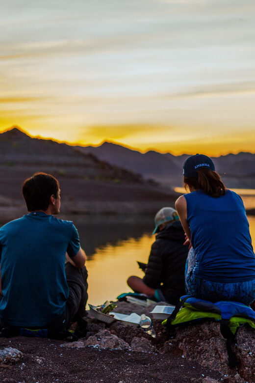 Lake Mead: Sunset Kayaking Tour with Dinner and Campfire - A Detailed Look at the Lake Mead Sunset Kayaking Experience
