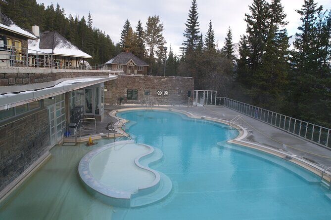 Lake Minnewanka Cruise, Banff Gondola, Bow Fall and Top 3 Lakes - FAQ