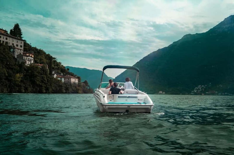 LAKE OF COMO: Aperitif on the boat & Sunset on the Lake - Key Points