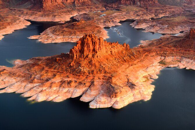 Lake Powell & Canyonlands National Park Scenic Charter - Elevate Your Perspective on Utah’s Majestic Landscapes