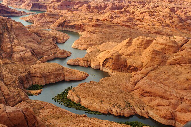 Lake Powell & Canyonlands National Park Scenic Charter - Who Is This Tour For?