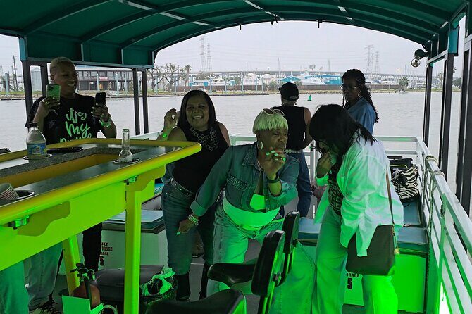 Lake Travis Party Boat and Swimming - What Makes This Tour Stand Out?