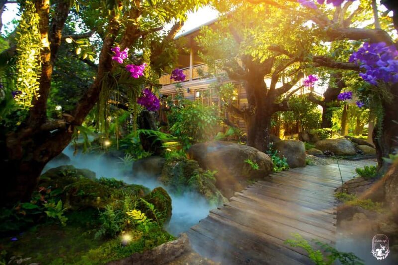 Lalita Cafe & Chiang Rai Temple(White+Blue) from Chiangmai - Discovering Chiang Rai’s Artistic Temples