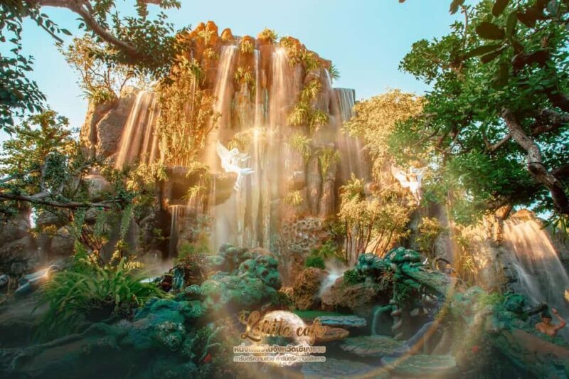 Lalita Cafe & Chiang Rai Temple(White+Blue) from Chiangmai - Who Will Love This Tour?