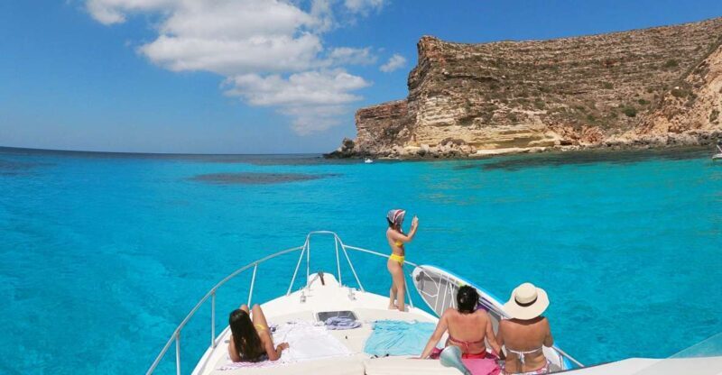 Lampedusa: Boat Tour with Lunch Sapore di Mare - Key Points