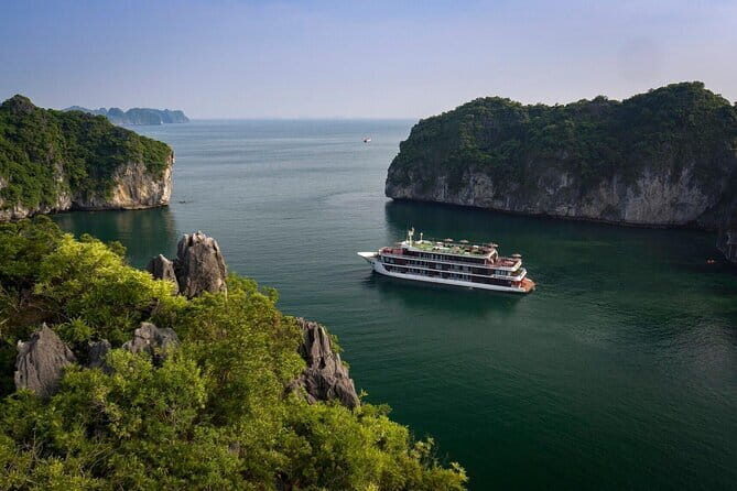 Lan Ha Bay 5 Star Cruise 2 days 1 night tour, Finish at Ninh Binh - Key Points