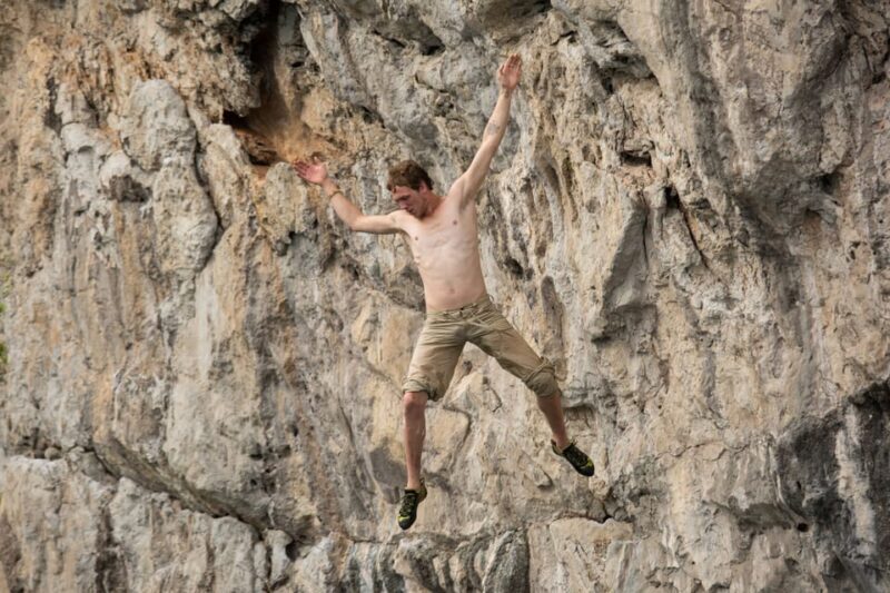 Lan Ha Bay: Deep-water Soloing - Key Points