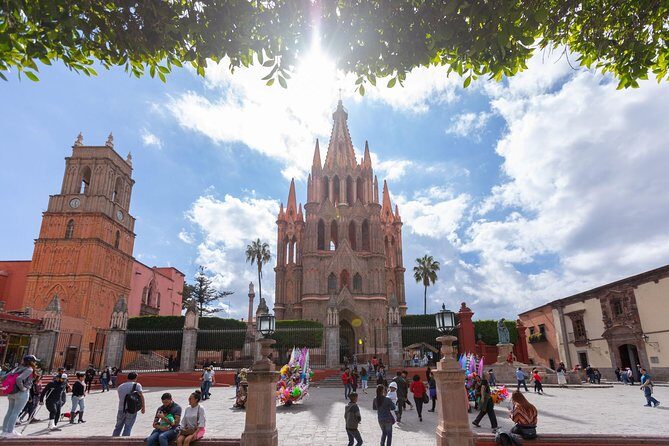 Landmarks and Lunch tour with Taste of San Miguel - Key Points