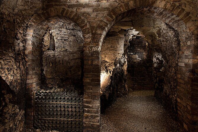 Langhe (Piedmont): Wine Tasting Experience - The Practicalities
