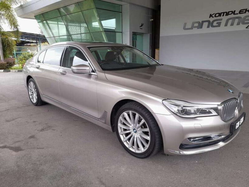 Langkawi Comfort Luxury Tours 7 Series - Authentic Local Insights and Comfortable Ride