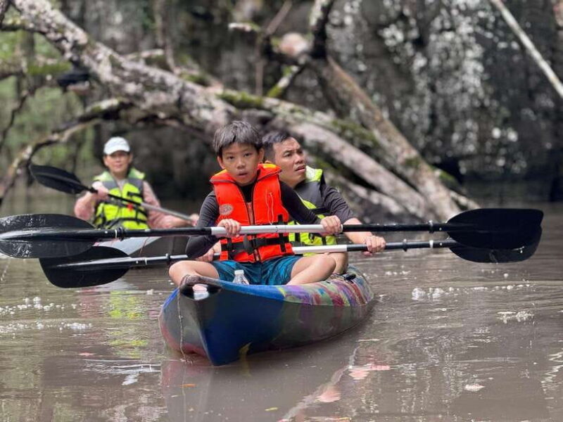 Langkawi: Mangrove Kayaking by Farly - The Midday Break & Lunch