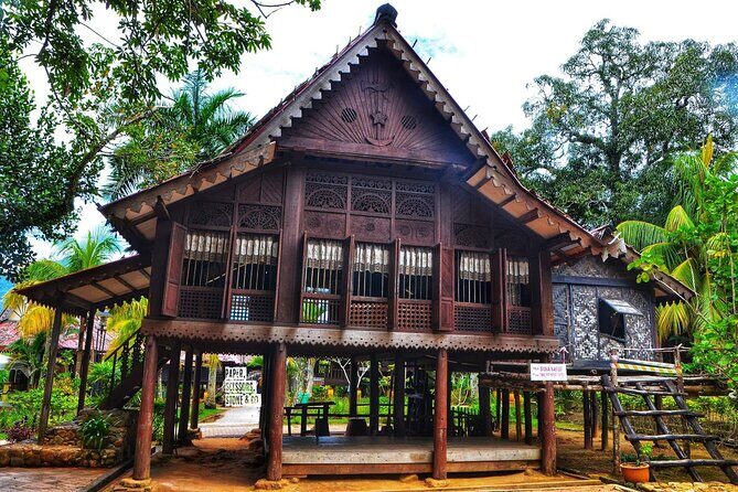 Langkawi Myth & Legend Tour MahsuriTomb TelagaTujuh BerasTerbakar - Delving into the Itinerary