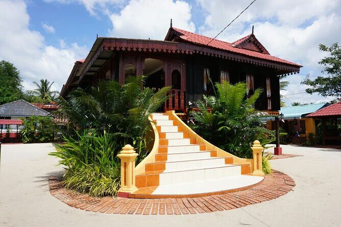 Langkawi Myth & Legend Tour MahsuriTomb TelagaTujuh BerasTerbakar - FAQ