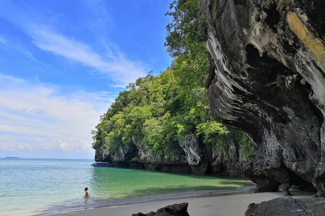 Langkawi Sunset Cruise Standard Package - Authentic Traveler Perspectives