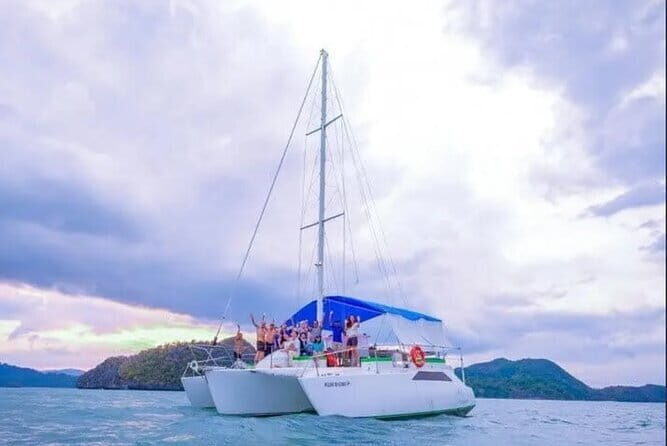 Langkawi : Sunset Dinner Cruise Including Hotel Transfer -Sharing - A Detailed Look at the Langkawi Sunset Dinner Cruise
