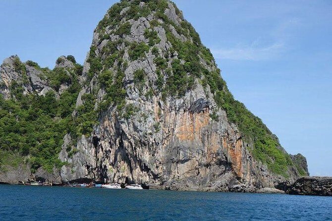 Lanta 4 Islands + Emerald Cave Snorkeling Tour by Speedboat - The Sum Up