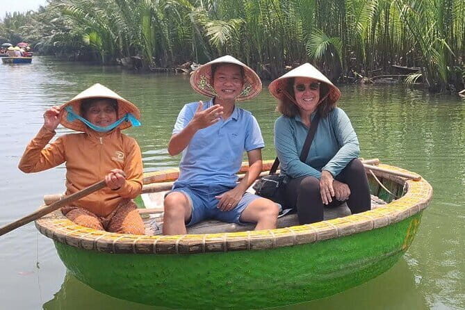 Lantern making class and Tra Que Bike Tour - FAQ
