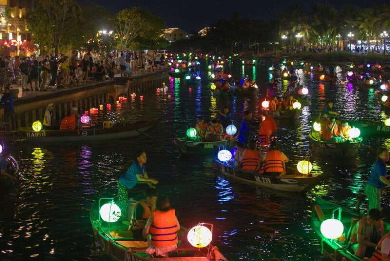Lantern Release and Night River Boat Experience in Hoi An - Frequently Asked Questions