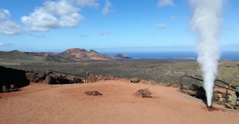 Lanzarote: 5-Hour Timanfaya National Park Southern Tour - Key Points
