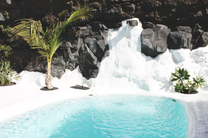 Lanzarote: César Manrique Foundation and Teguise Market - The Sum Up