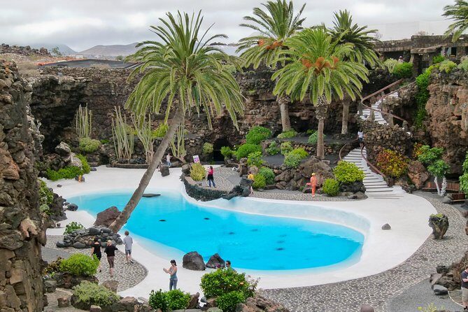 Lanzarote Highlights. Private Tour with Pickup (price per vehicle, not p.p.) - What to Expect: A Day of Varied Sights and Insights