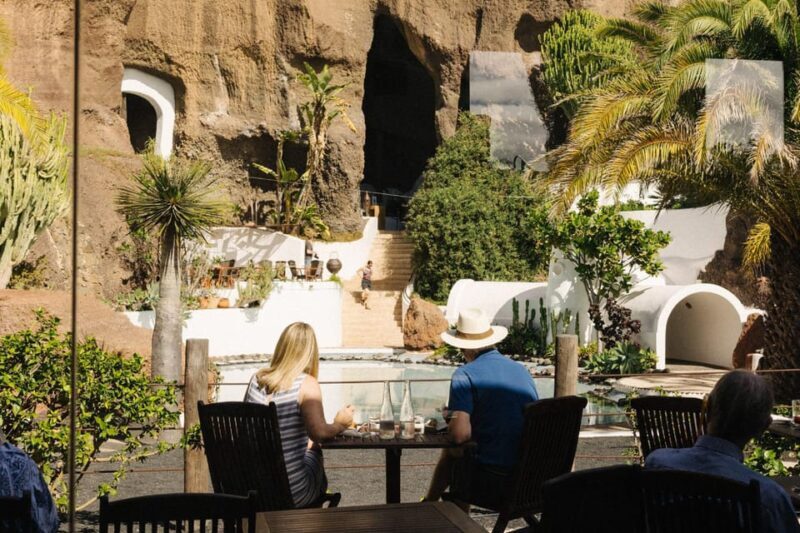 Lanzarote: LagOmar Museum Entry Ticket - FAQ
