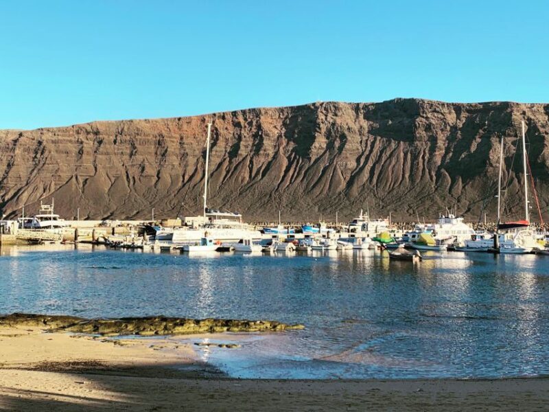 Lanzarote: Return Ferry to La Graciosa with Bus Pickup - Authentic Experiences and Traveler Insights