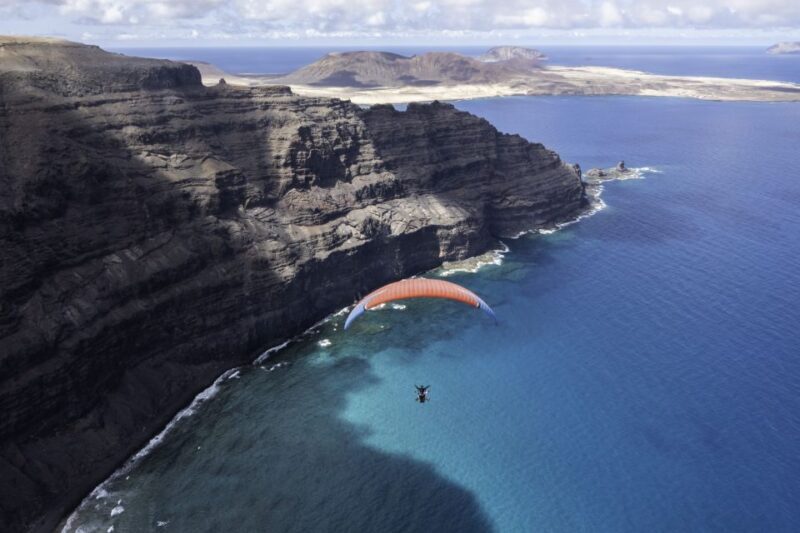Lanzarote: Tandem Paragliding Flight Over Lanzarote - Discover Lanzarote From the Sky
