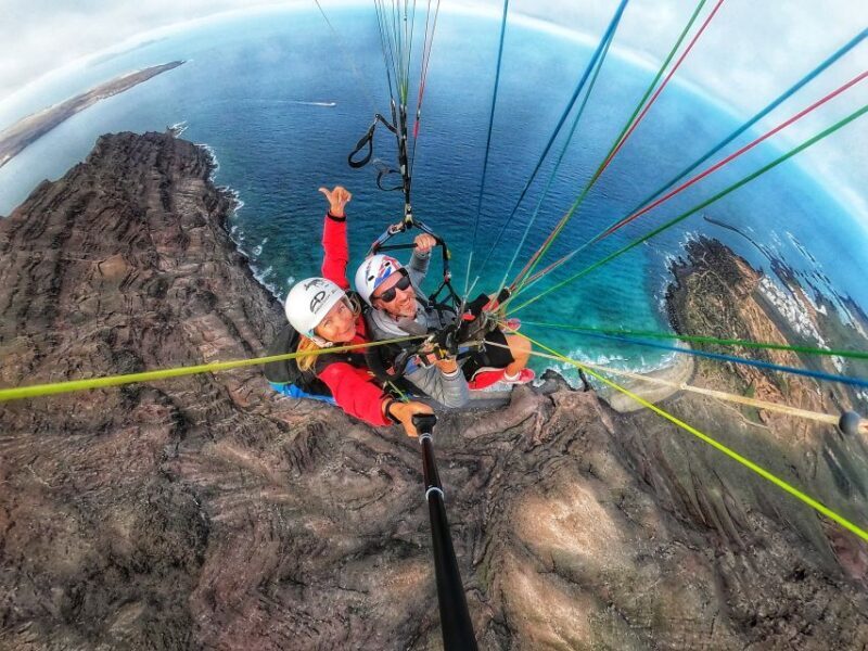 Lanzarote: Tandem Paragliding - A Thorough Look at the Experience