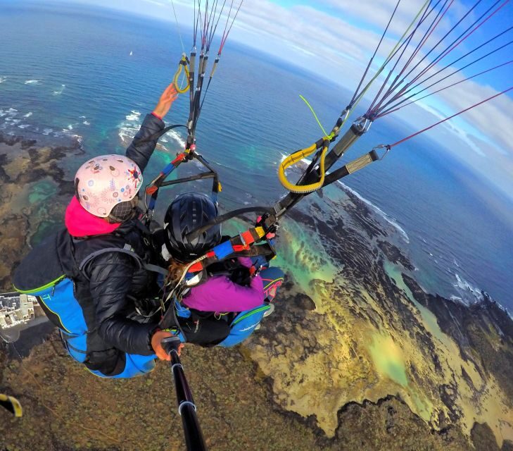 Lanzarote: Tandem Paragliding - Who Should Consider This Experience?