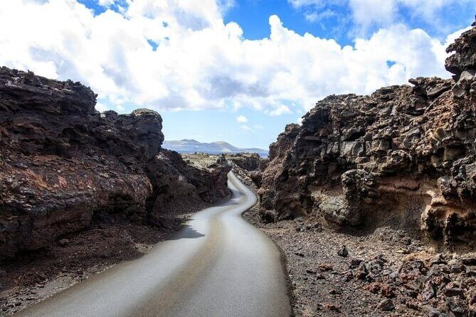Lanzarote Volcanoes Tour departing from Fuerteventura - Transportation and Logistics: The Nuts and Bolts