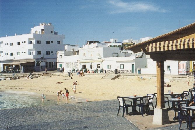 Lanzarote:Ferry ticket to Fuerteventura with free wifi - Authentic Travel Insights