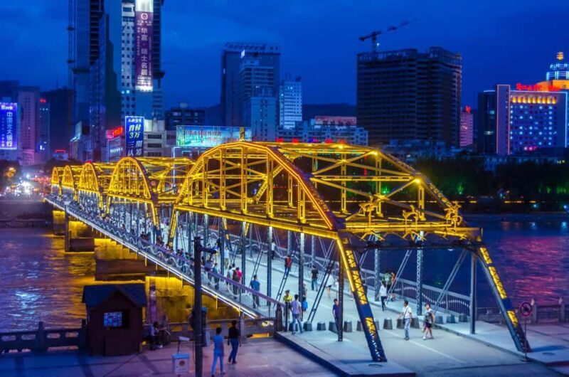 Lanzhou: Yellow River Stone Forest Park Day Trip - Discovering the Land of Stone Pillars and Yellow Rivers