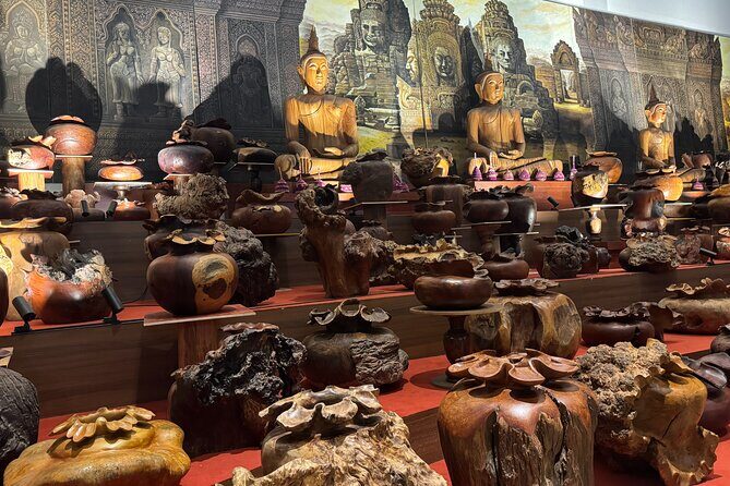 Lao Art Museum and City Explore with Lunch - FAQs