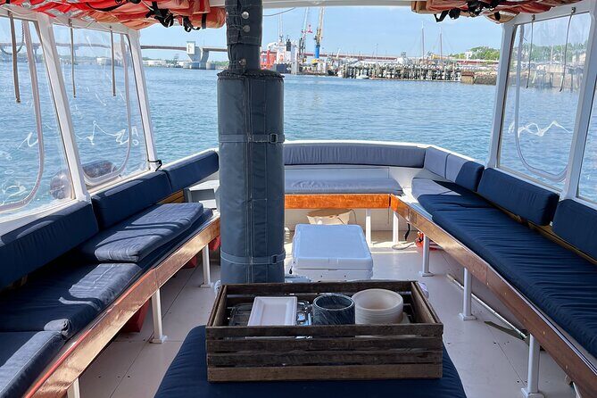 Large Group Private Wooden Boat Sightseeing & Lighthouse Charter - The Itinerary: A Closer Look