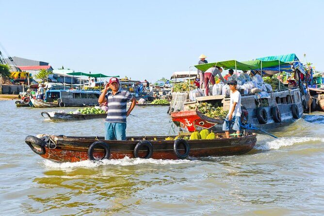 Largest Floating Market, Wild Small Canal System & Organic cocoa - Authentic Mekong Magic: A Detailed Look at the Largest Floating Market Tour in Can Tho