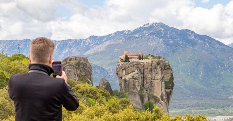Larissa, to: Meteora private tour, from 1 to 17pax. - Exploring Meteora with a Private Tour from Larissa: An Authentic Day Trip
